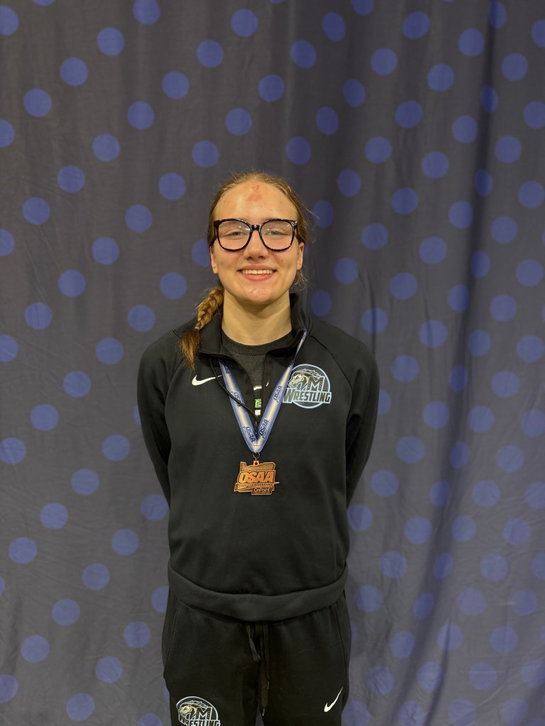Maverick Girls Place 2 at State! – Mountainside Wrestling